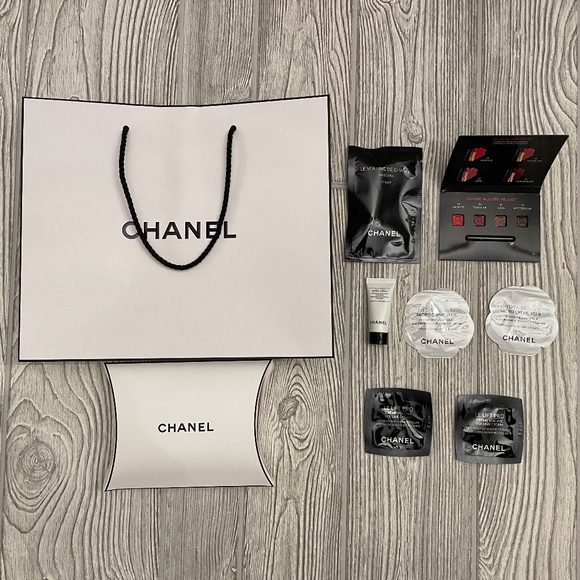 CHANEL | Makeup | Chanel Shopping Bag And Small Makeup Sample Box | Poshmark